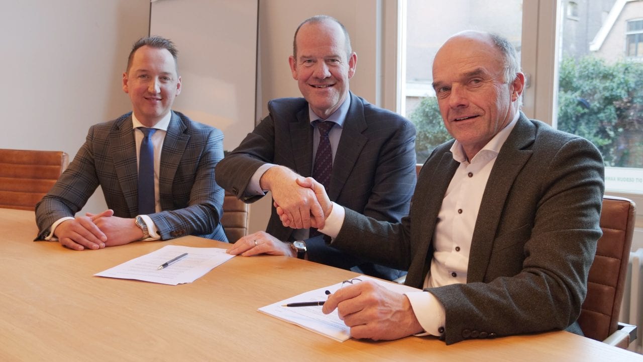 Zeeuw & Zeeuw neemt zes vestigingen Schakel Autogroep over - Friends In ...