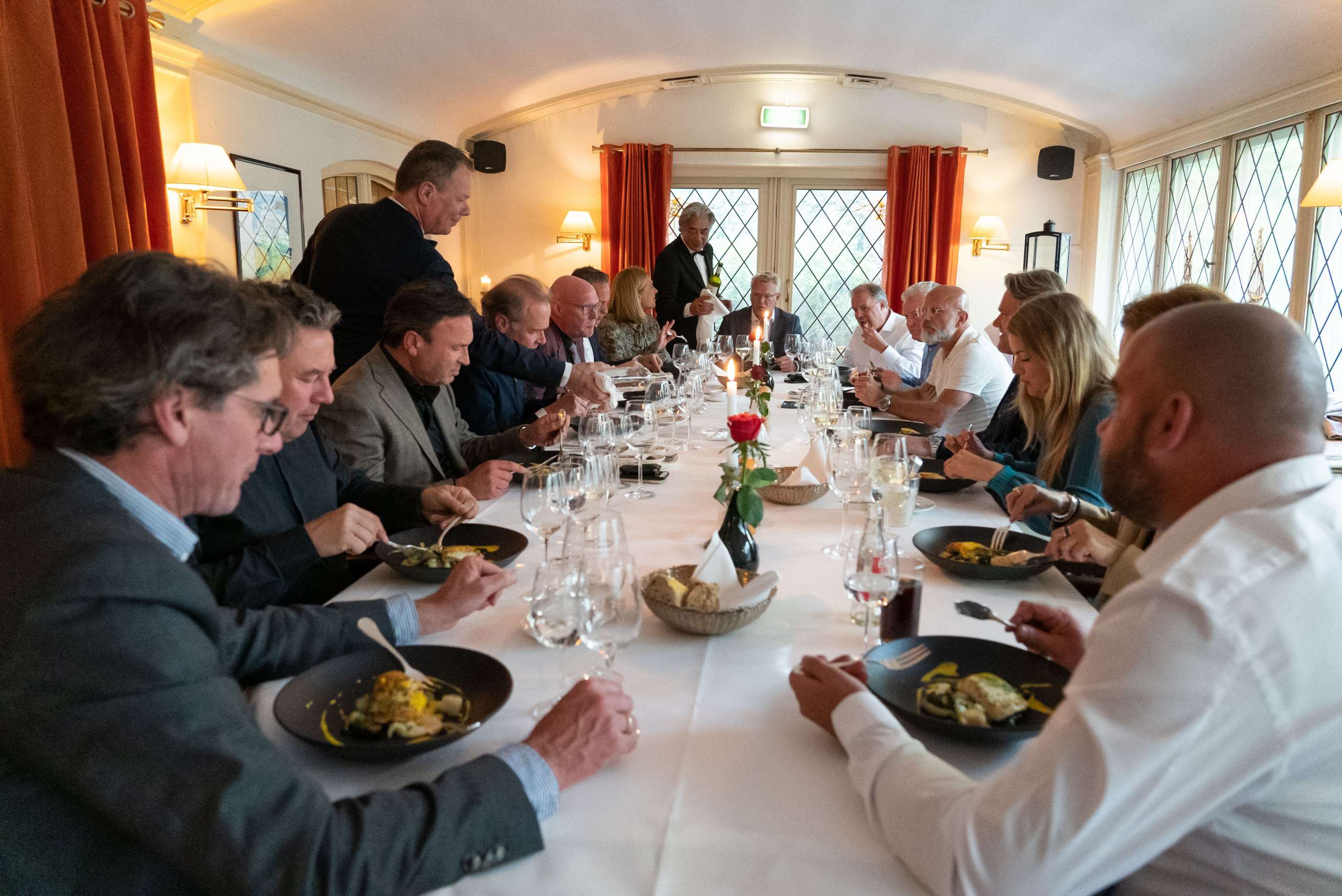 Interviewdiner met Casper van Eijck maakt indruk bij partners Friends ...