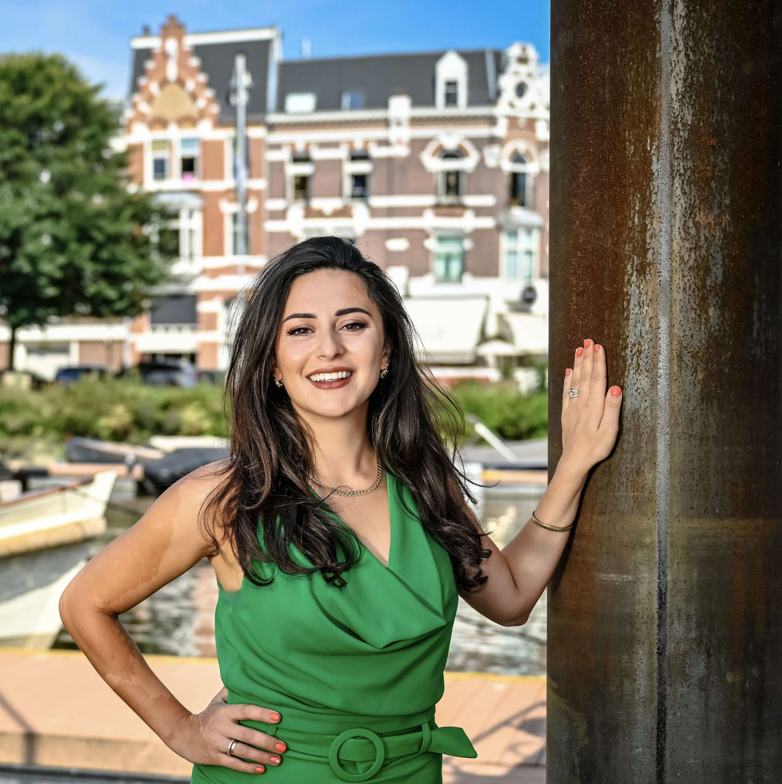 'Ik ben van nature een verbinder en als makelaar breng je mensen samen ...